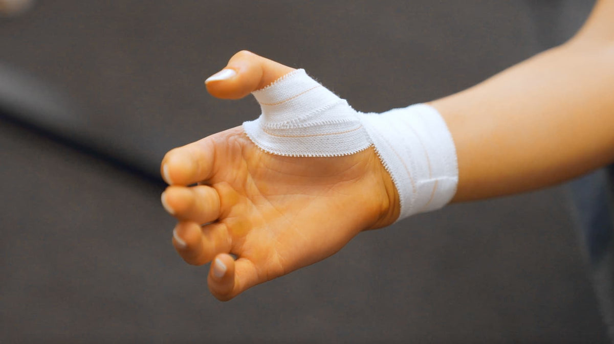 Thumb Spica Taping – De Quervain’s Tenosynovitis Support - GoLevita